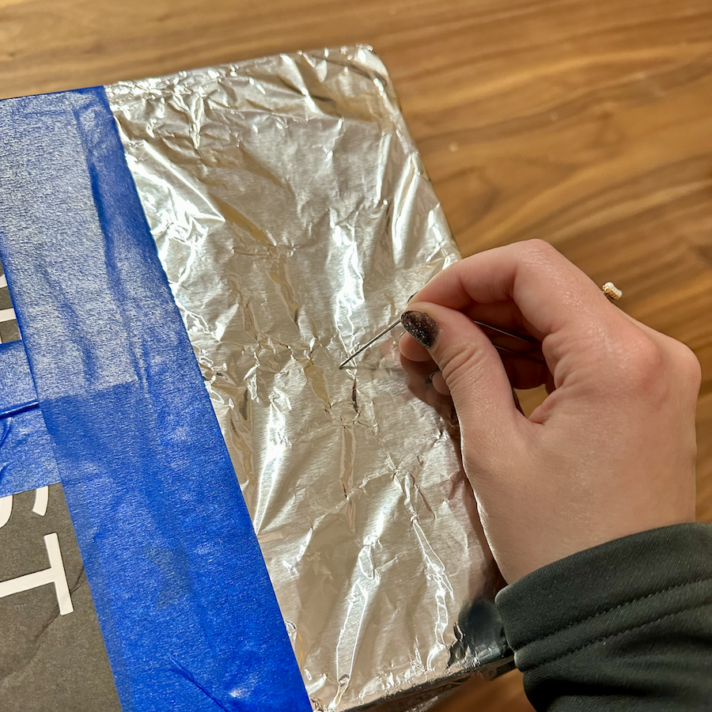 How To Make A Pinhole Projector To Safely View A Solar Eclipse - Adler ...