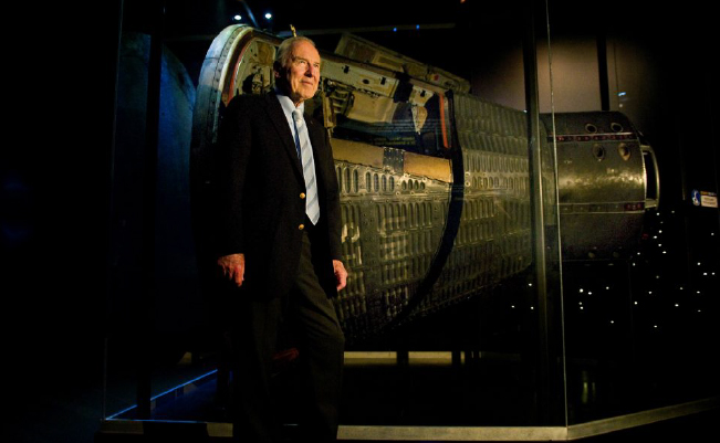 Mission Moon - Adler Planetarium